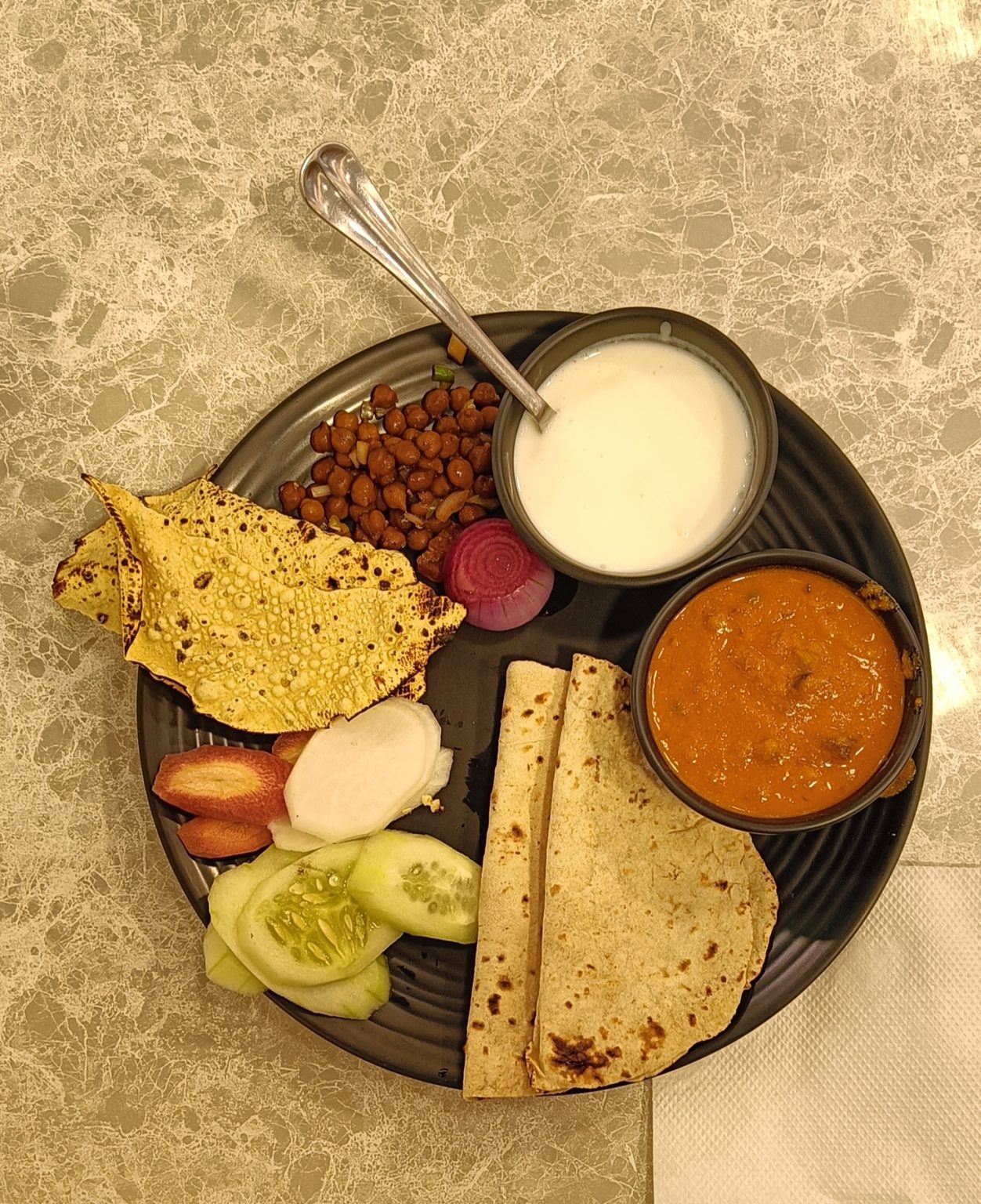 IRCTC Railway Lounge, New Delhi Review (Platform 1) – CardExpert